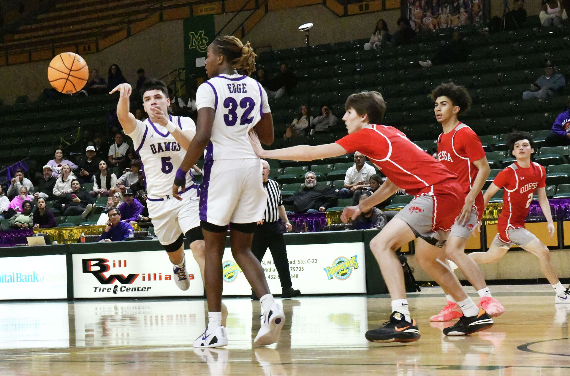 Caden Martin’s shooting leads Midland High basketball to 1st 2-6A win