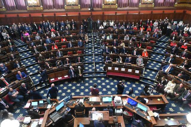 Inside the CT legislature’s final sprint with 600 bills remaining
