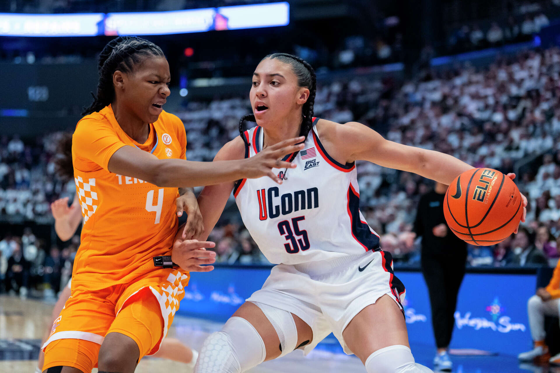 UConn-Tennessee most-viewed women's college basketball game of season