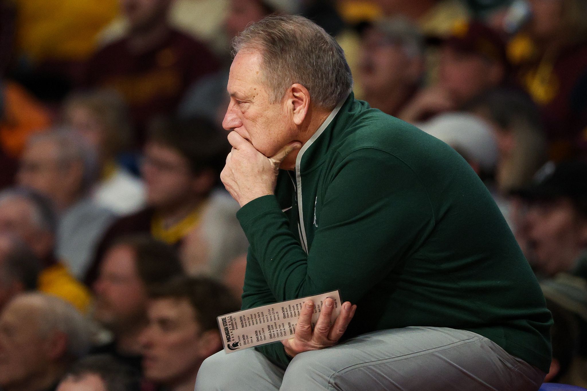Minnesota upsets No. 10 Michigan State 76-73, fending off late Spartans ...