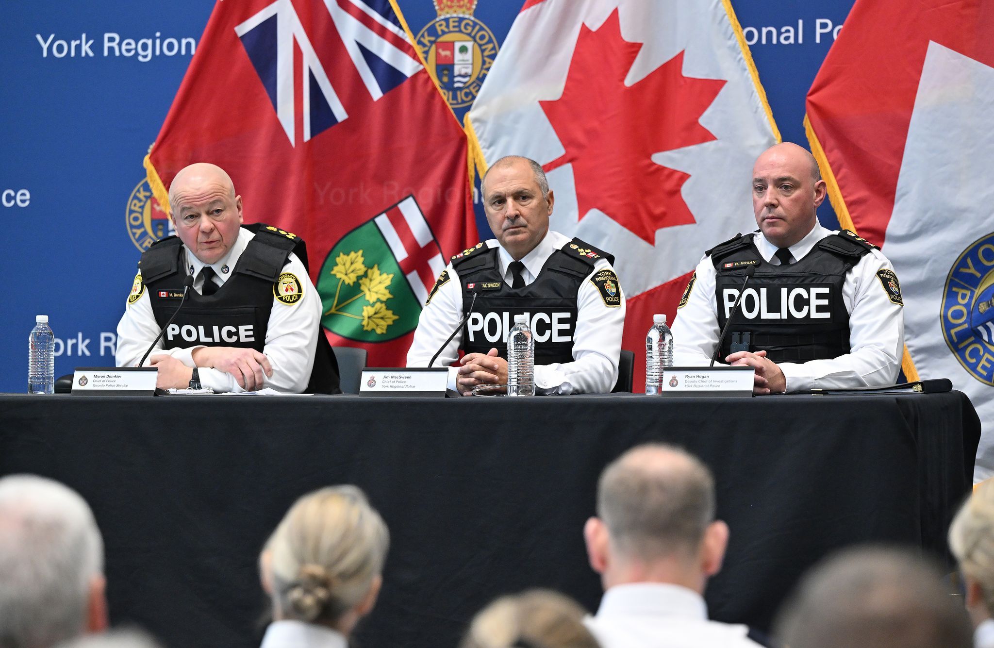 7 Toronto police officers arrested over suspected ties to organized crime