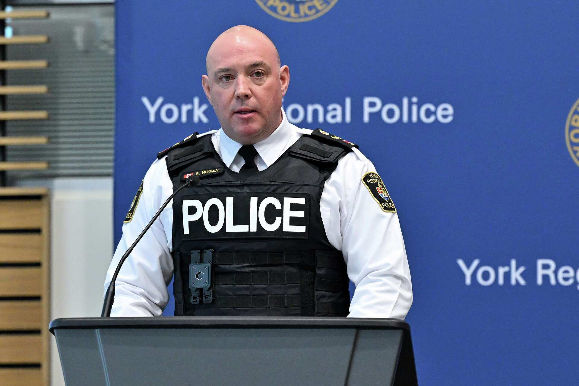 7 Toronto police officers arrested over suspected ties to organized crime
