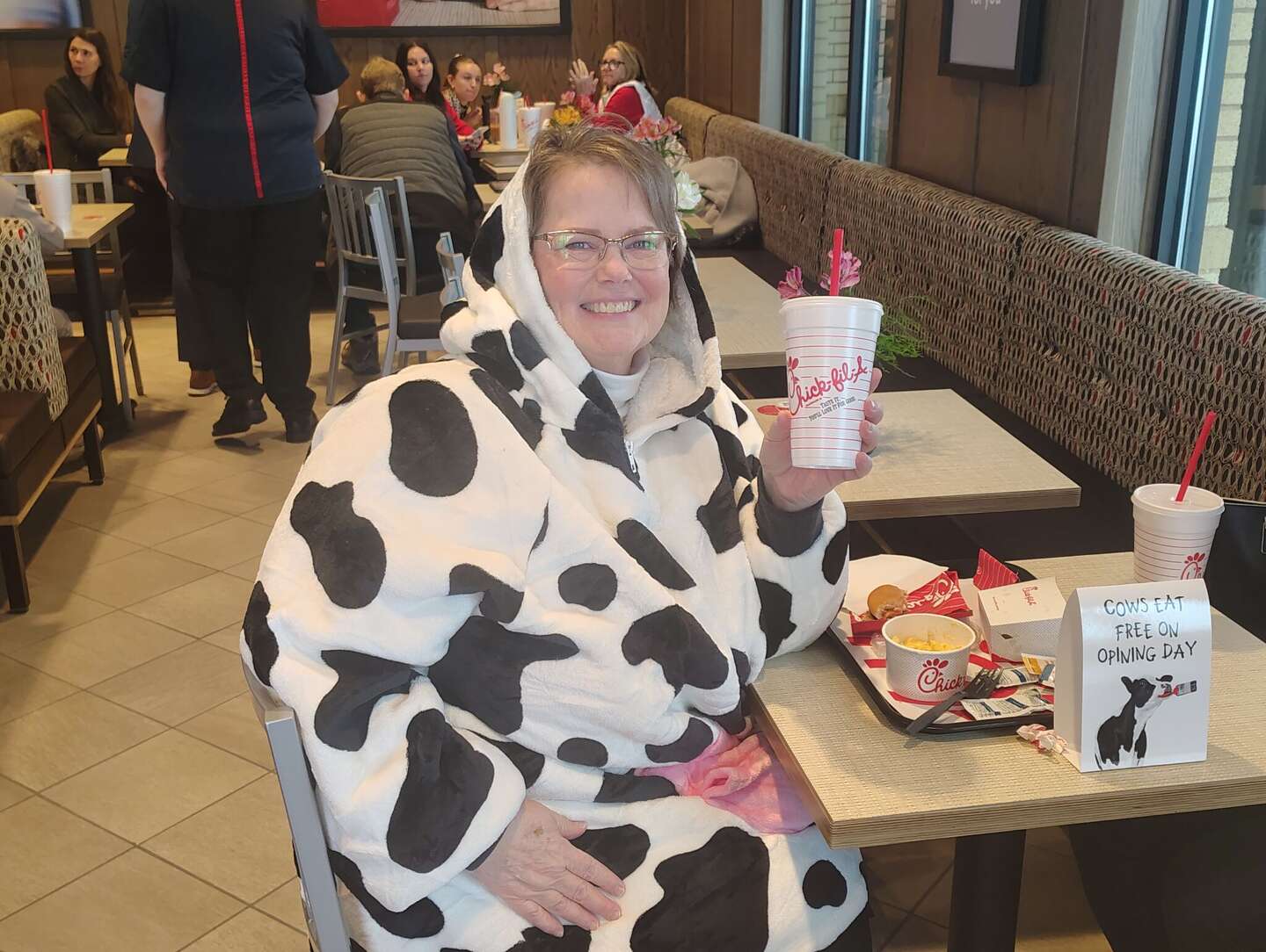 Bay City Chick-fil-A opens with freebies, $25K donation
