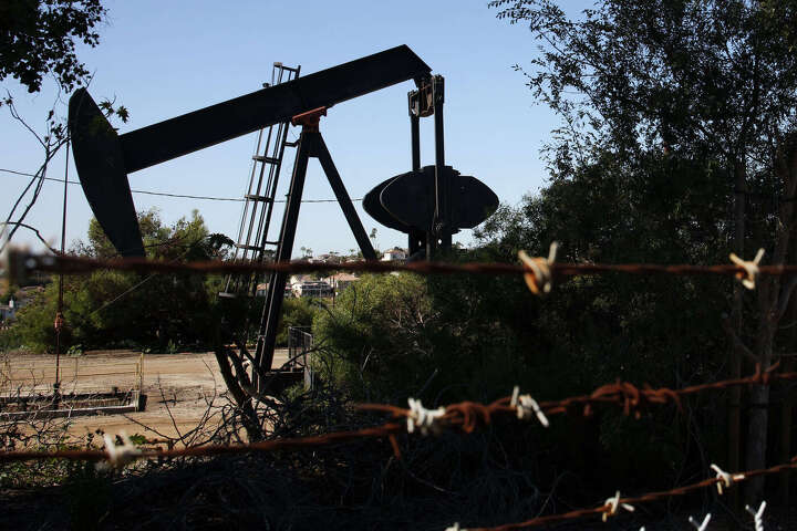 How America’s largest urban oil field ended up in a major Calif. city