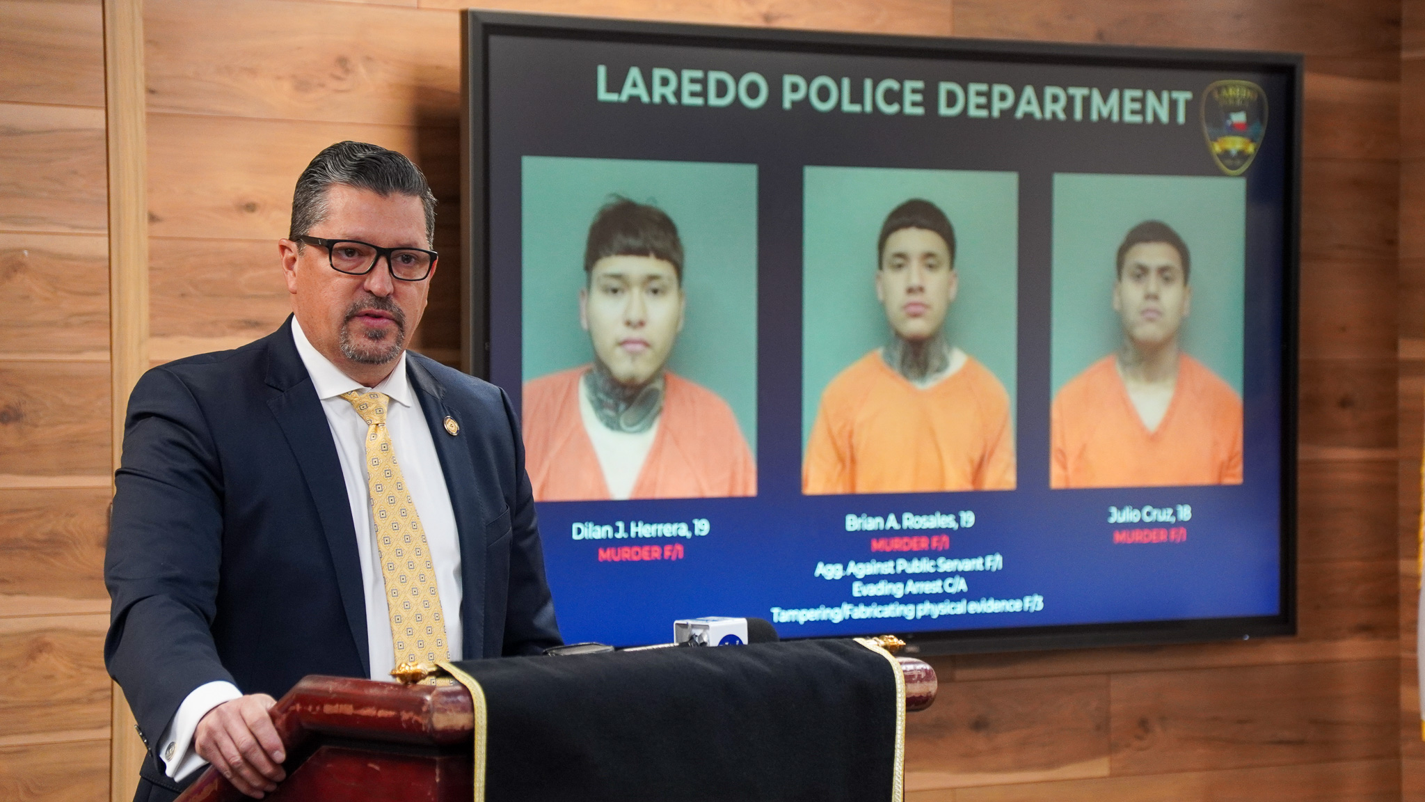 Prosecutors push to certify juvenile as adult in Castillo murder case