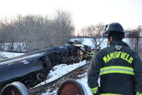Freight train derails in Connecticut, sending cars carrying liquid ...