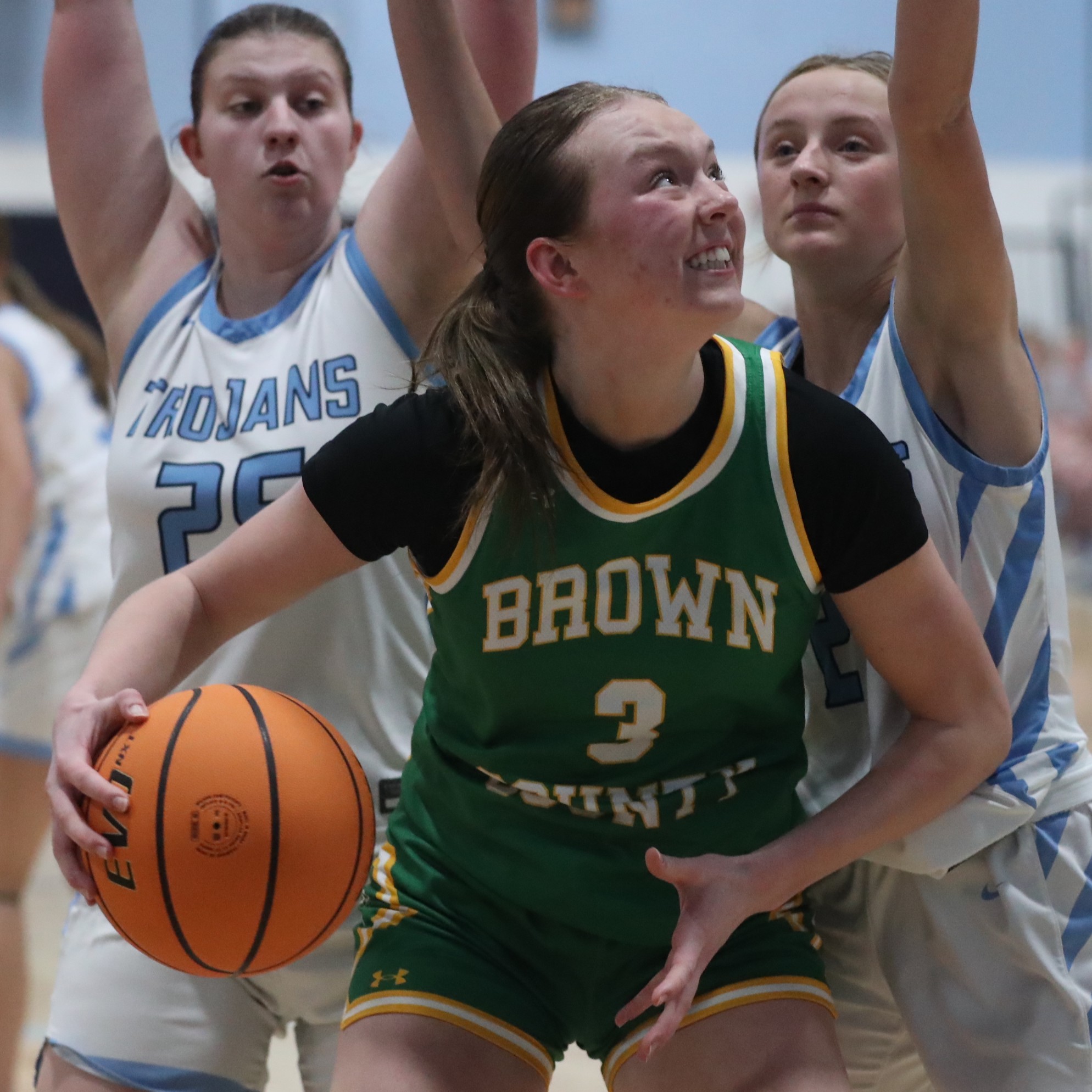 Brown County girls beat Triopia, clinch WIVC share