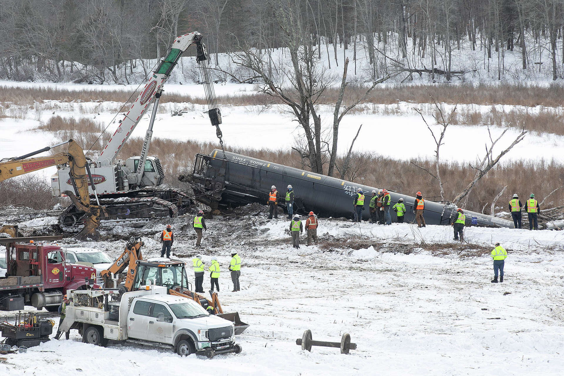 Route 32 in Mansfield closed as derailed train cars drained of propane