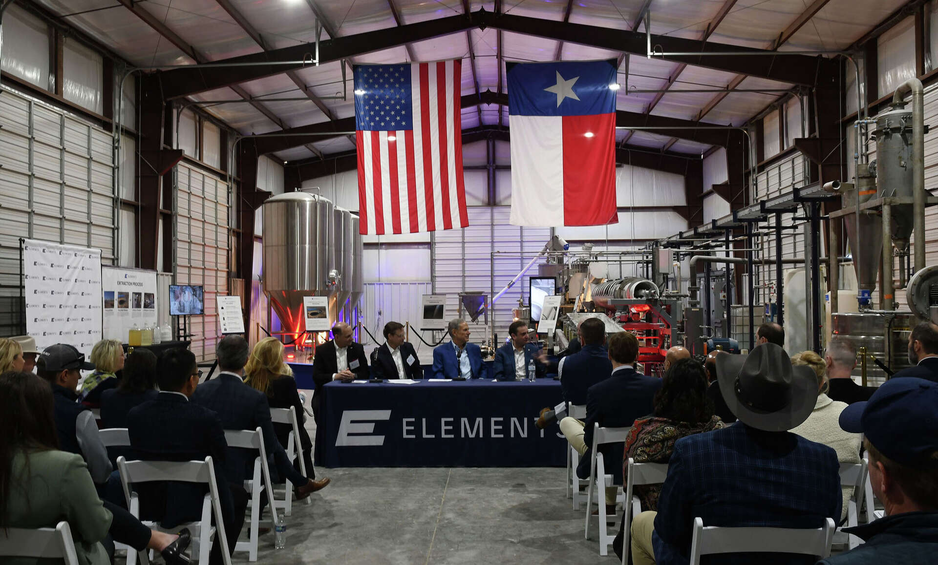 Gov. Abbott cuts ribbon on Midland lithium refining plant