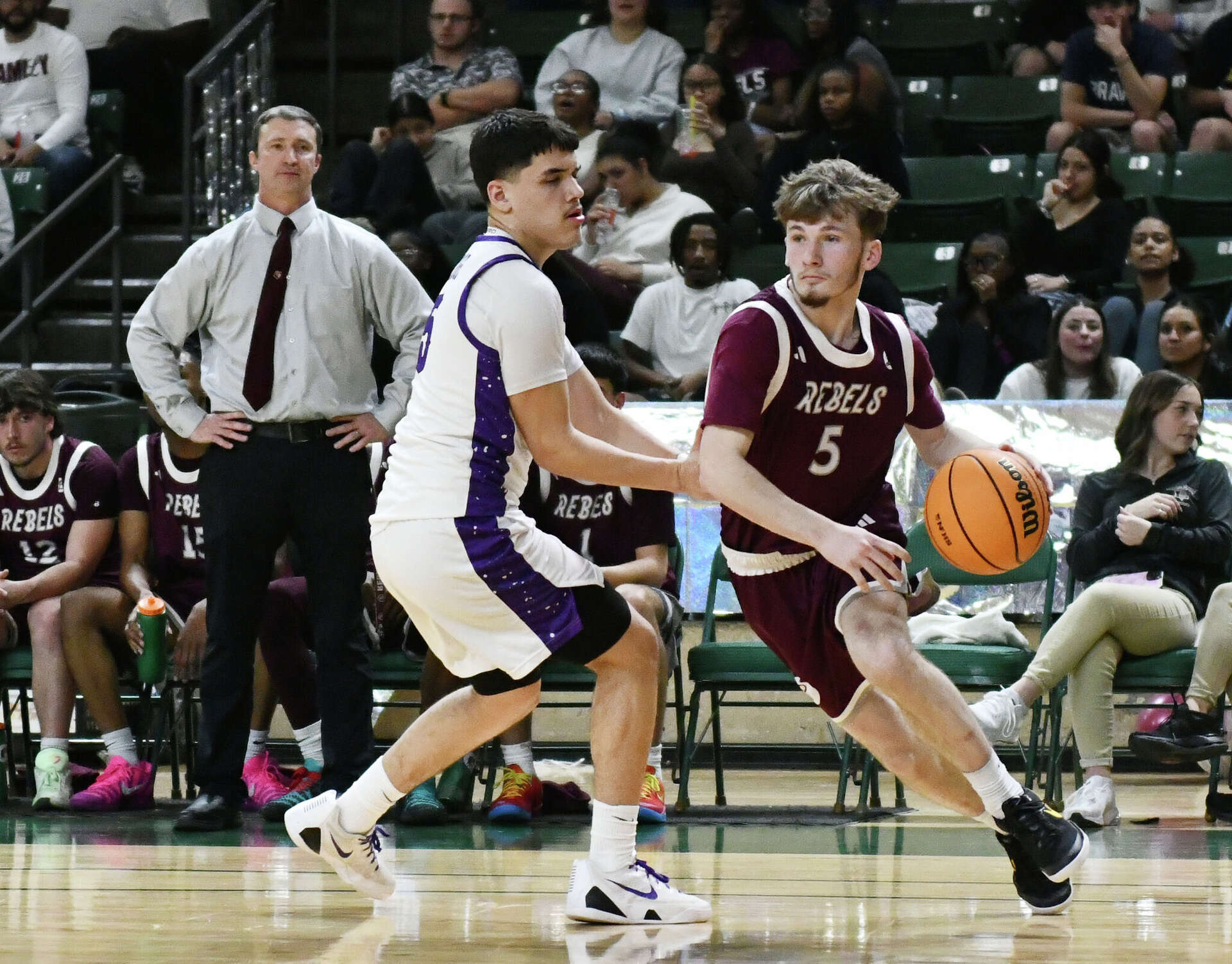 Midland Legacy boys rally past Midland High with key rebounds