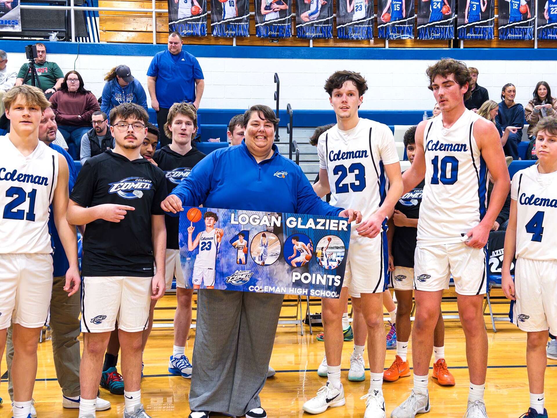 Coleman's Glazier hits 1,000-point milestone