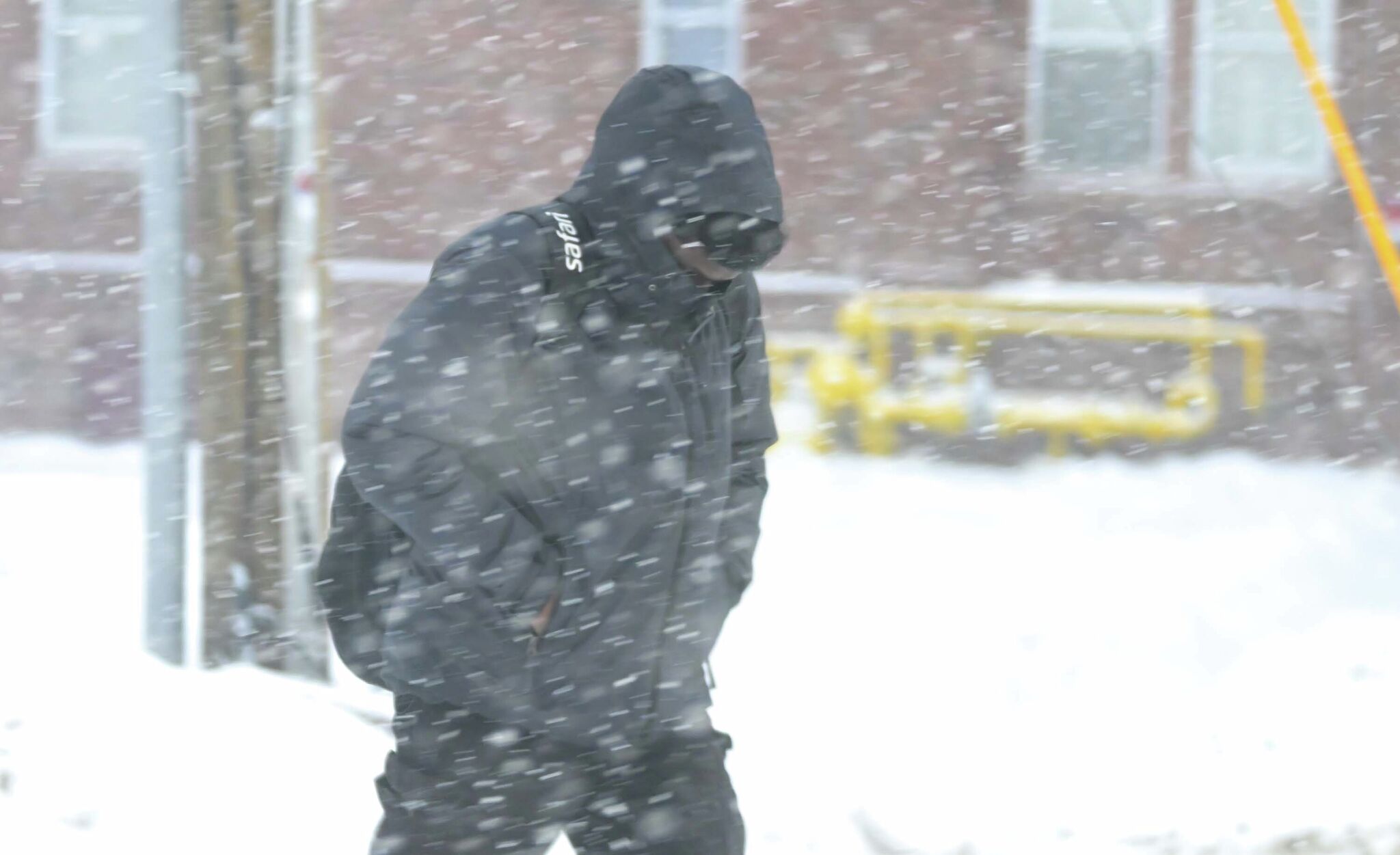 CT faces bomb cyclone with blizzard conditions, heavy snow, high winds