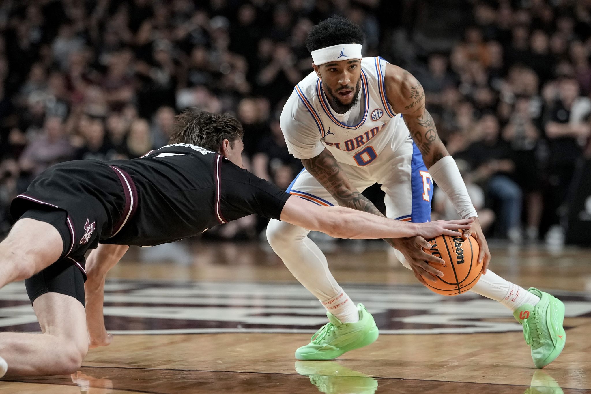 No. 17 Florida beats Texas A&M 86-67 in showdown for Southeastern ...
