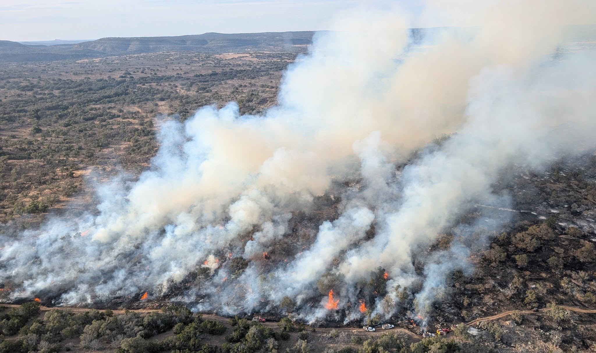175-acre brush fire burns through Gillespie-Blanco County