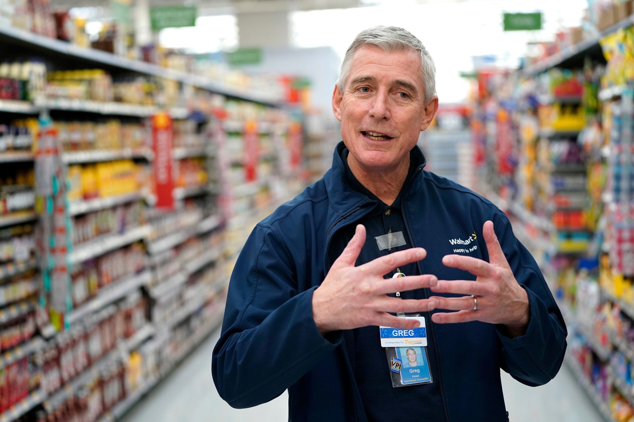Kroger taps former Walmart exec Greg Foran to lead grocery chain