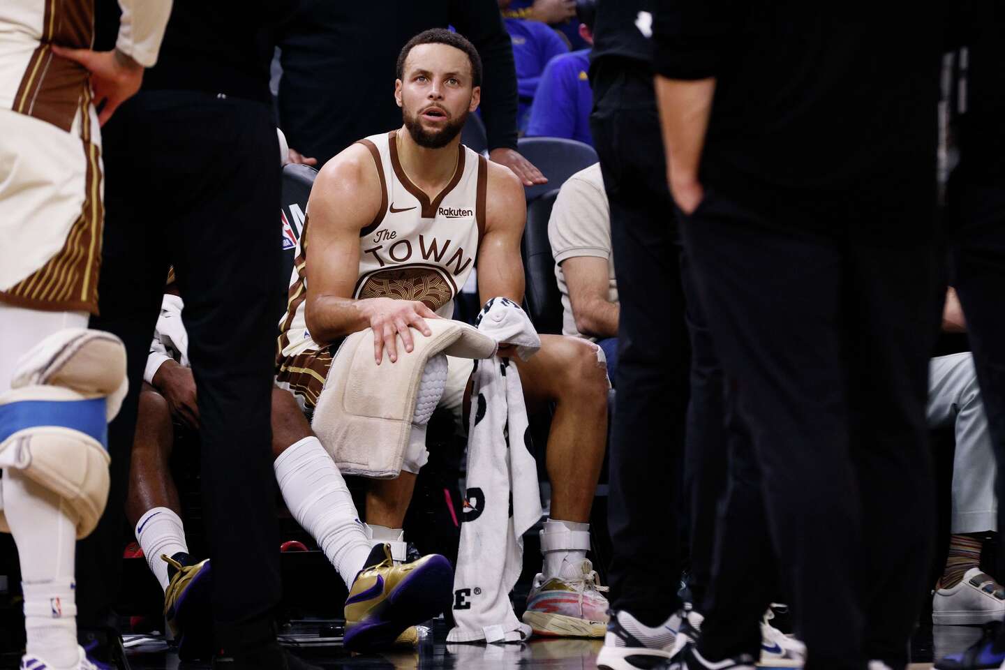 Warriors’ ailing Stephen Curry won’t play in Sunday’s All-Star Game