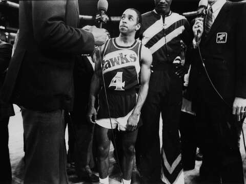 Reliving Spud Webb's dunk contest win in Dallas, 40 years later