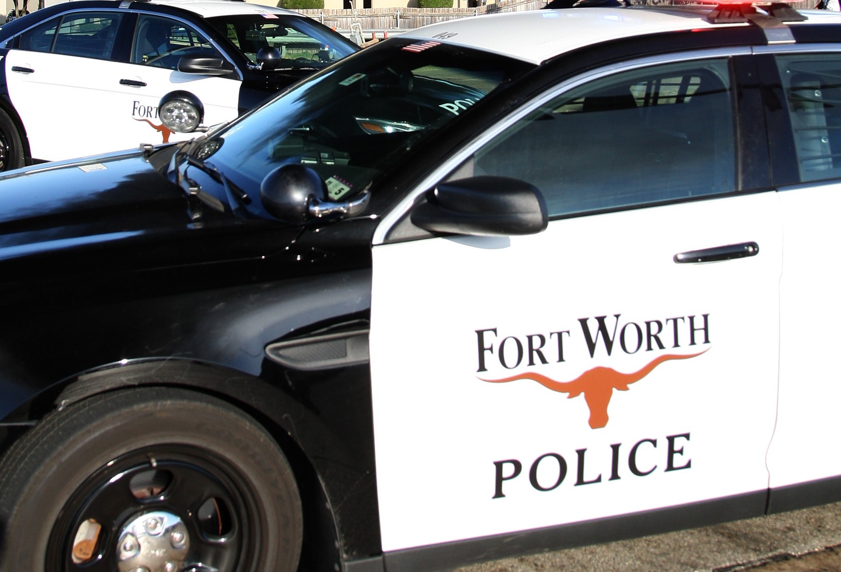 Man dead after shooting Monday afternoon in Fort Worth