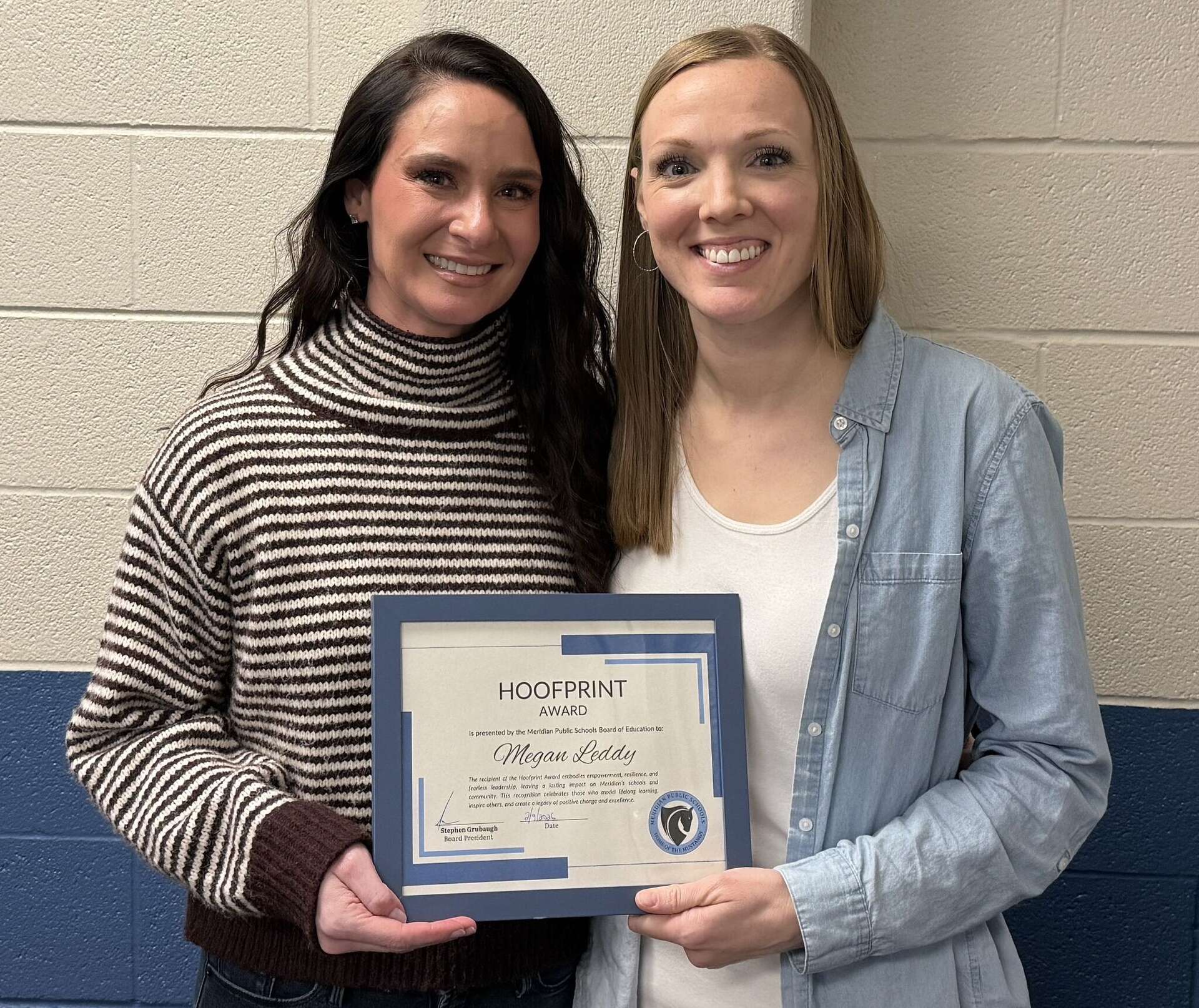 Meridian teacher receives Hoofprint Award after parent tribute