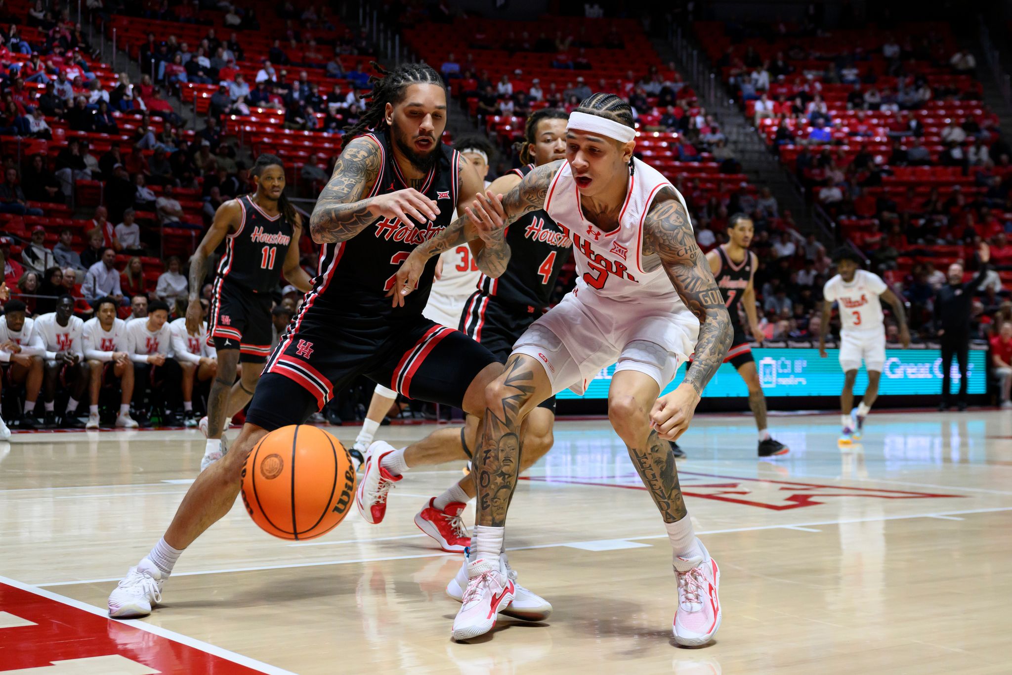 Sharp makes 8 3s and sets school career record as No. 3 Houston drubs ...