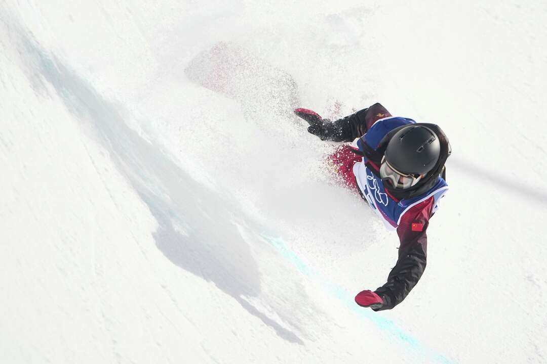 Chinese snowboarder Liu Jiayu taken off on stretcher after scary fall ...