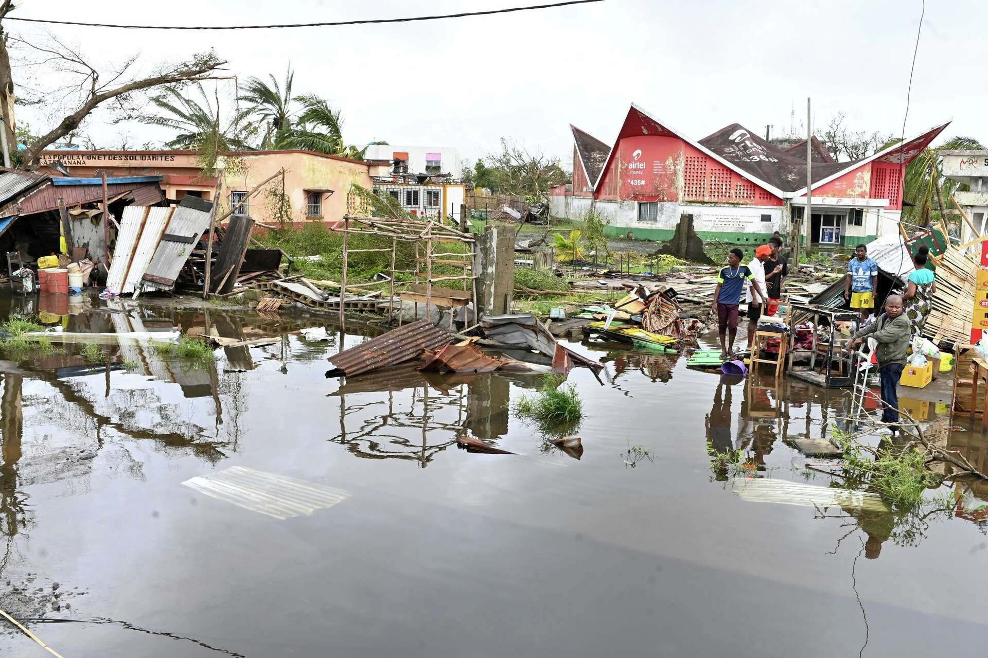 Death toll rises to 31 after Tropical Cyclone Gezani hits Madagascar ...