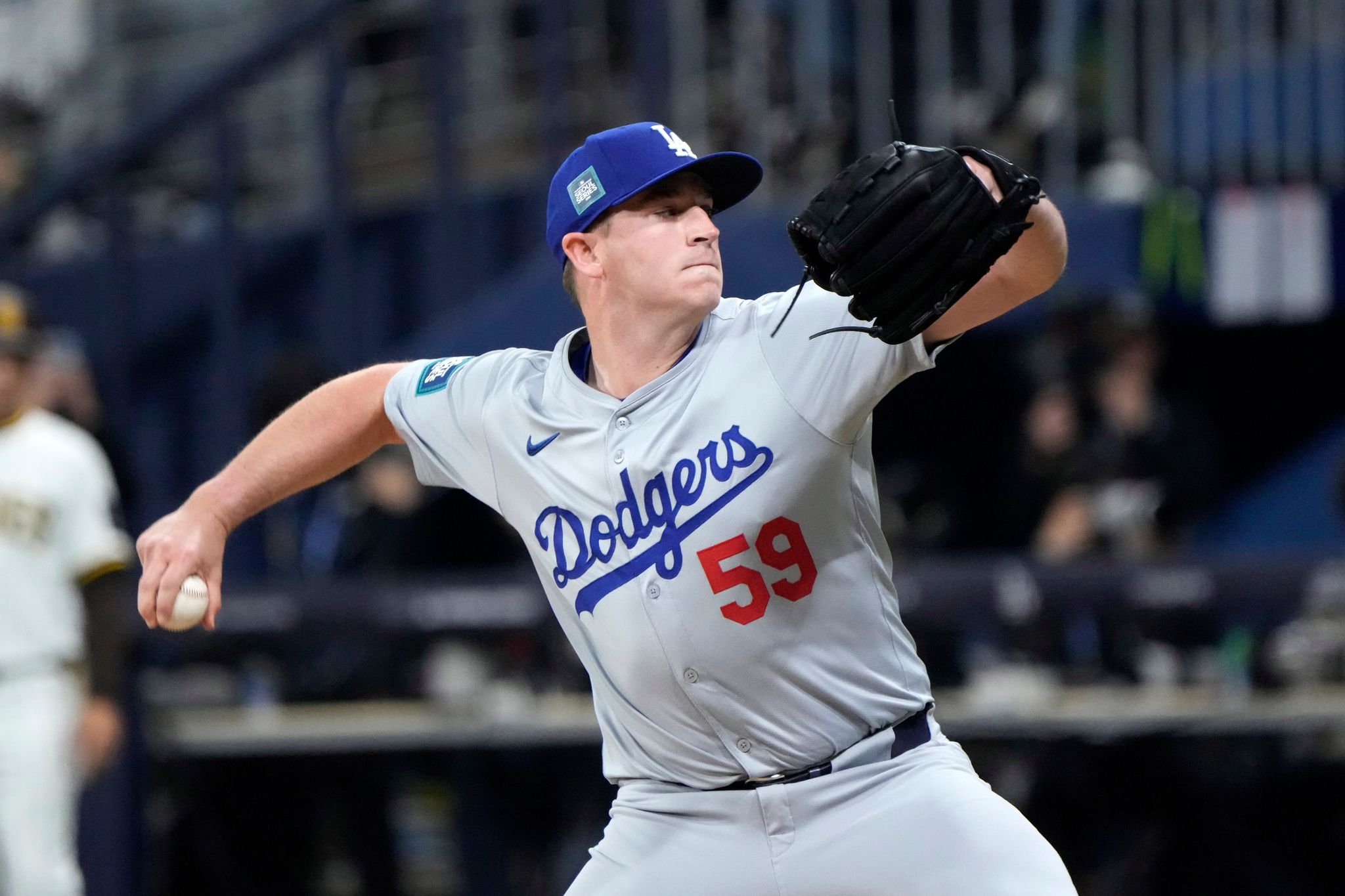 Dodgers bring back Evan Phillips on a $6.5M deal as he rehabs from ...