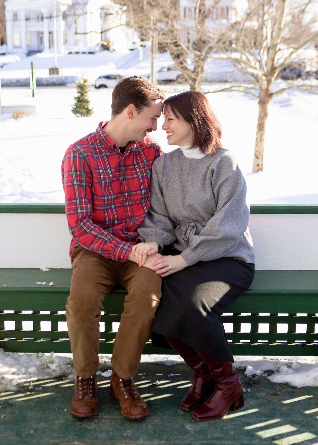 'Gilmore Girls' fans come to this CT town for a Stars Hollow proposal