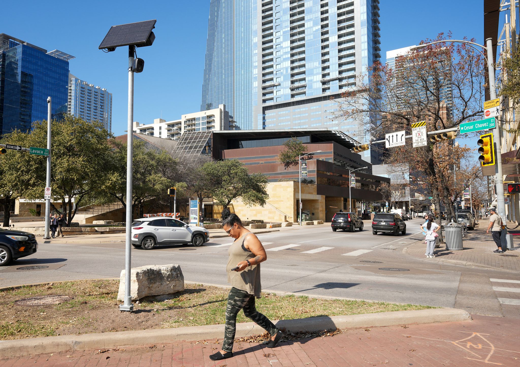 Arch Manning: Sarkisian jokes Longhorns got quarterback for 'free'