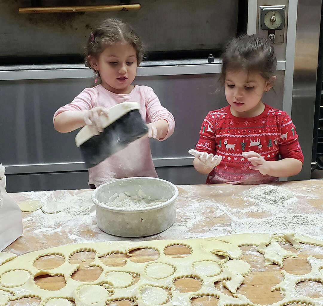 Del Prete Italian Bakery in Bridgeport will reopen despite fire