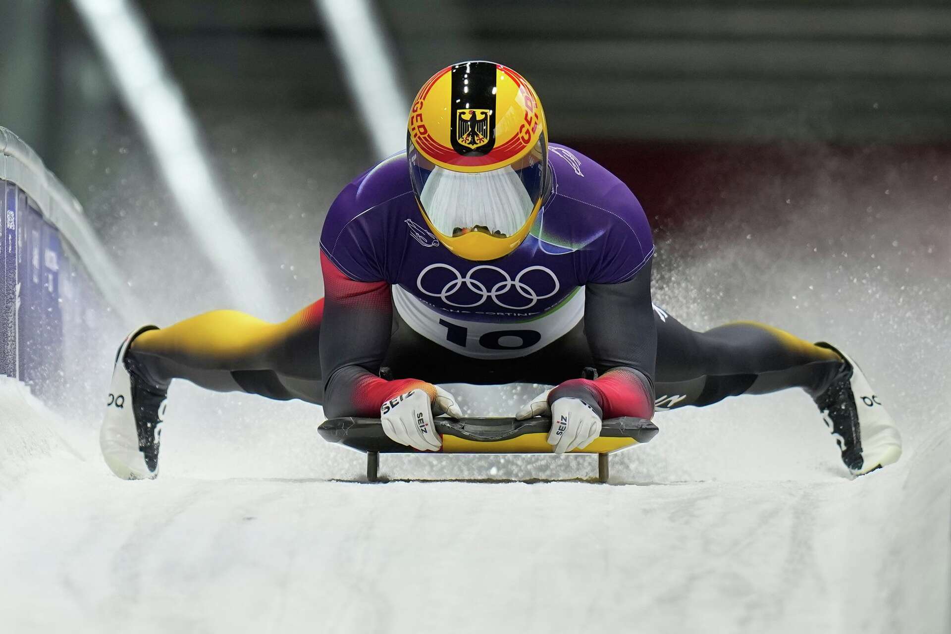 A very focused Matt Weston of Britain has midpoint lead in Olympic ...