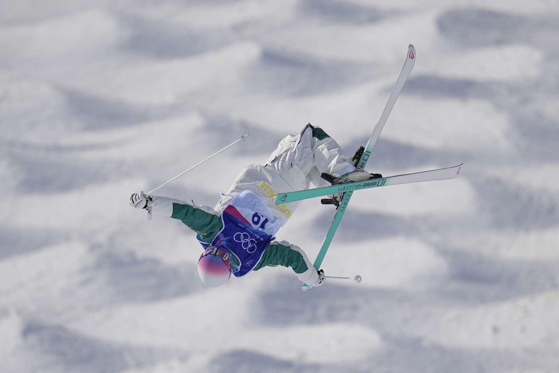 Cooper Woods upsets Mikael Kingsbury for Olympic gold in men's moguls ...