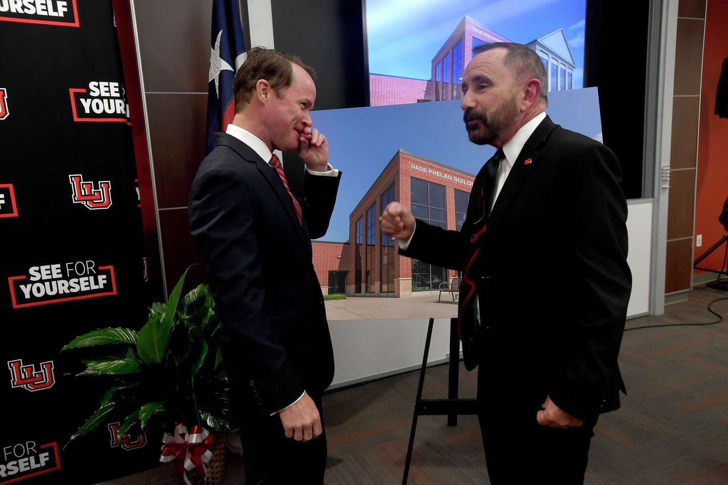 Lamar University names building after former House Speaker Dade Phelan