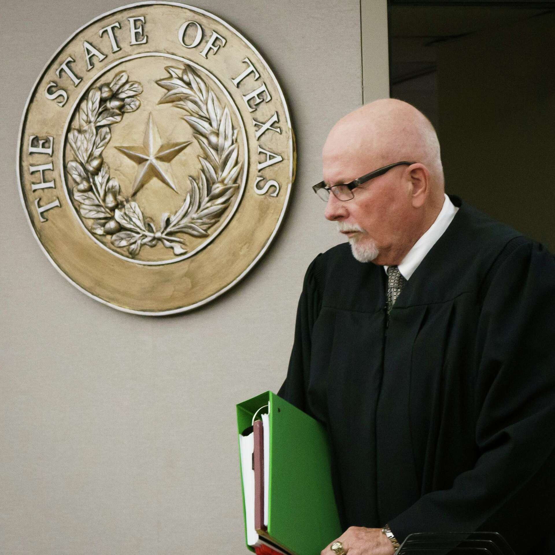 Meet the judge overseeing Attorney General Ken Paxton's divorce case