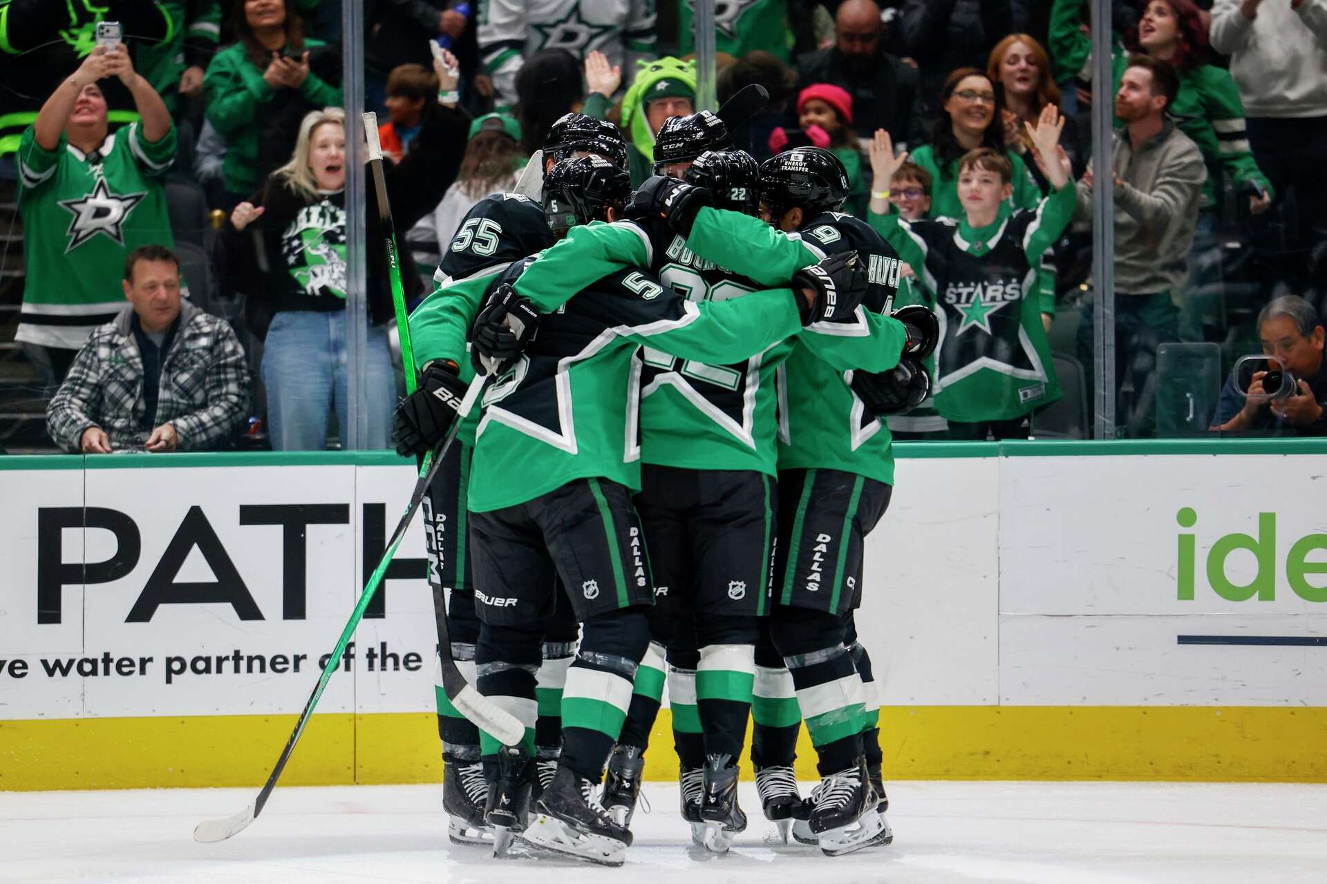 Stars make first trade ahead of deadline for defenseman prospect from ...