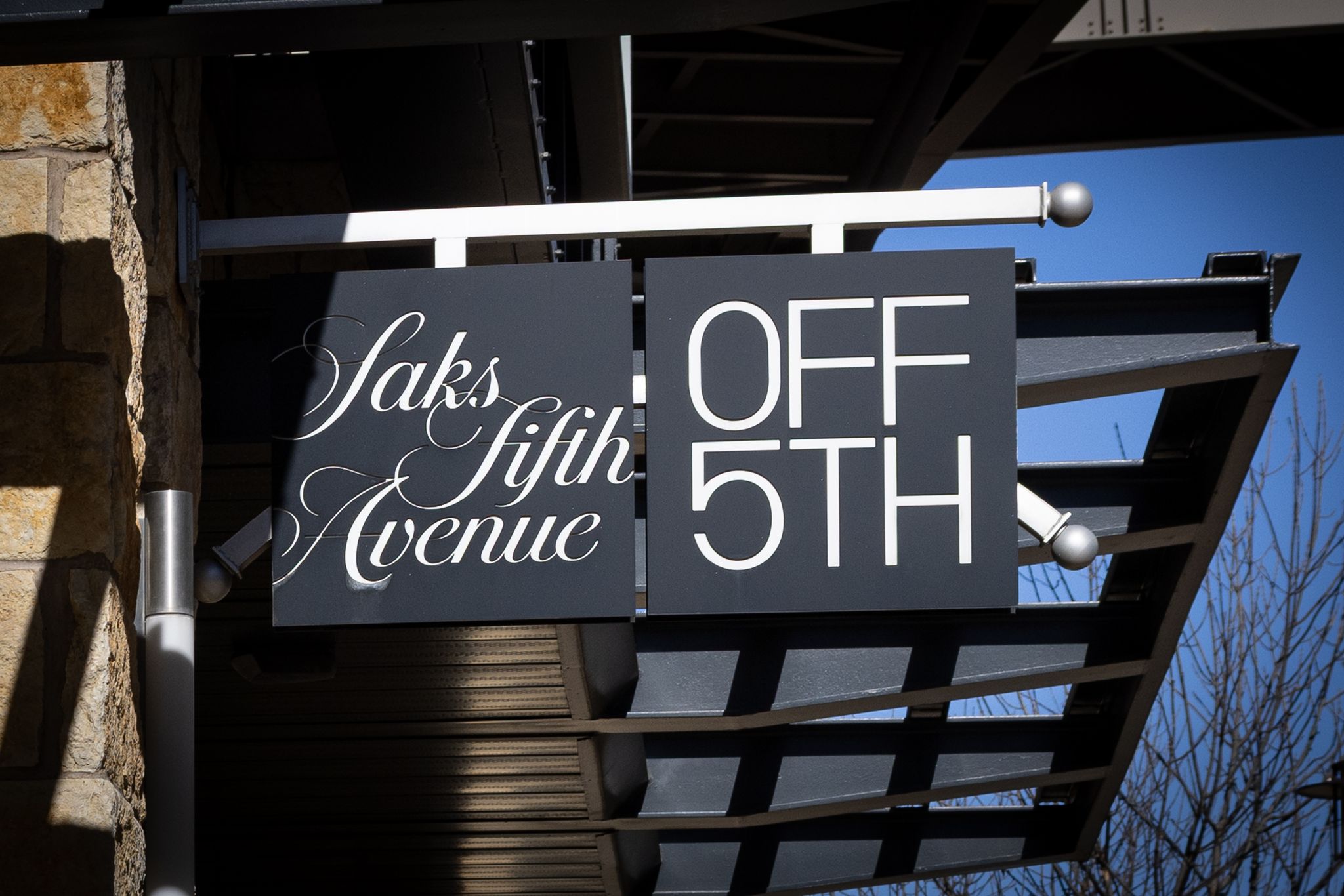 Saks Off 5th, Neiman's Last Call stores closing amid bankruptcy
