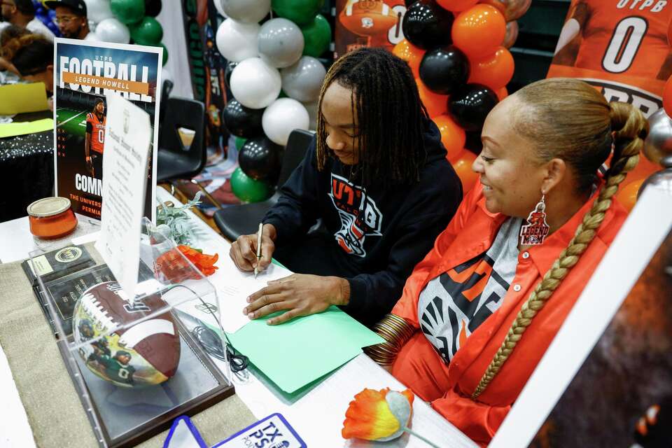 2026 National Signing Day: D-FW high school, college recruiting news