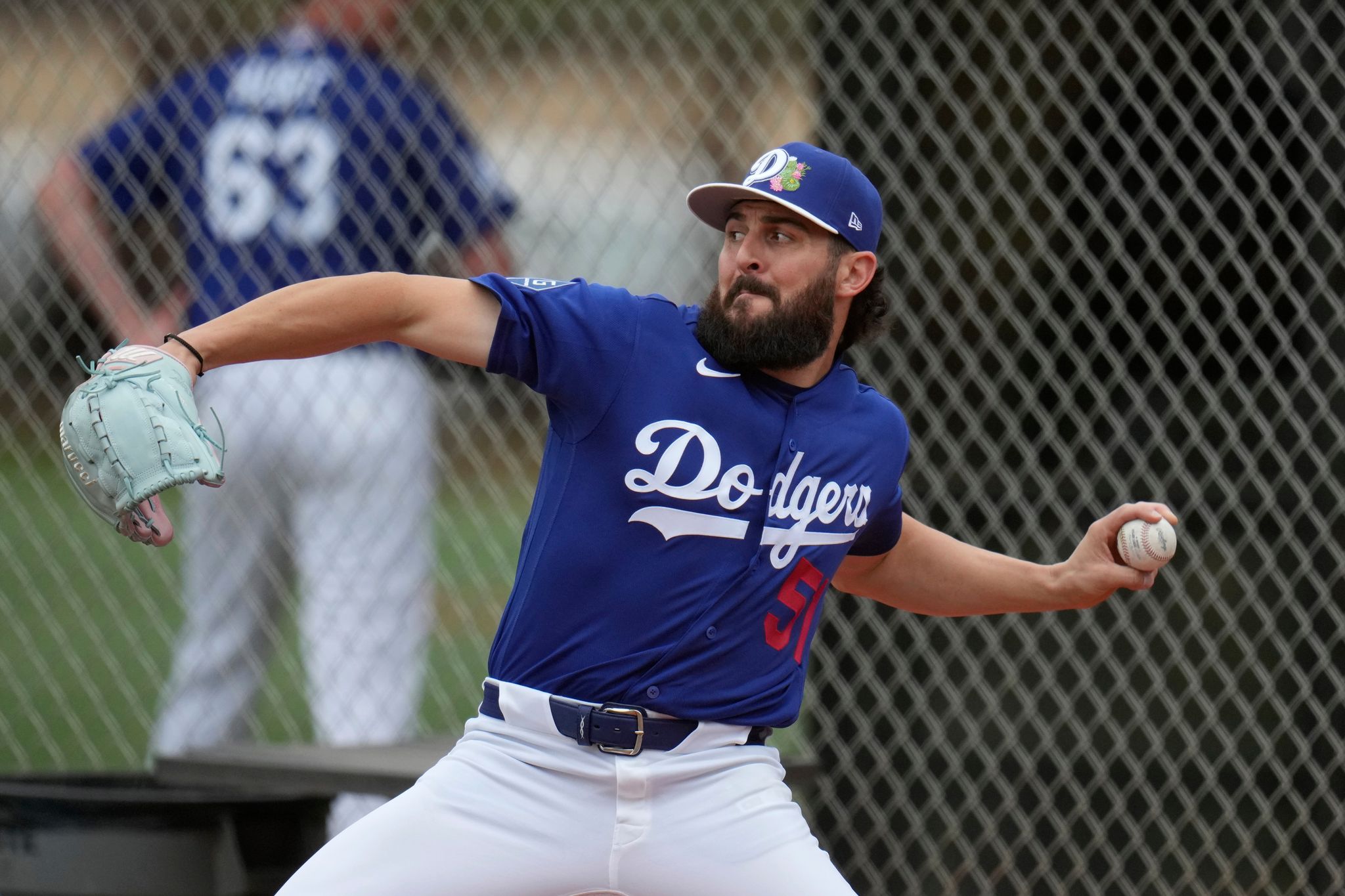 Dodgers pitcher Alex Vesia grateful for support after daughter's death
