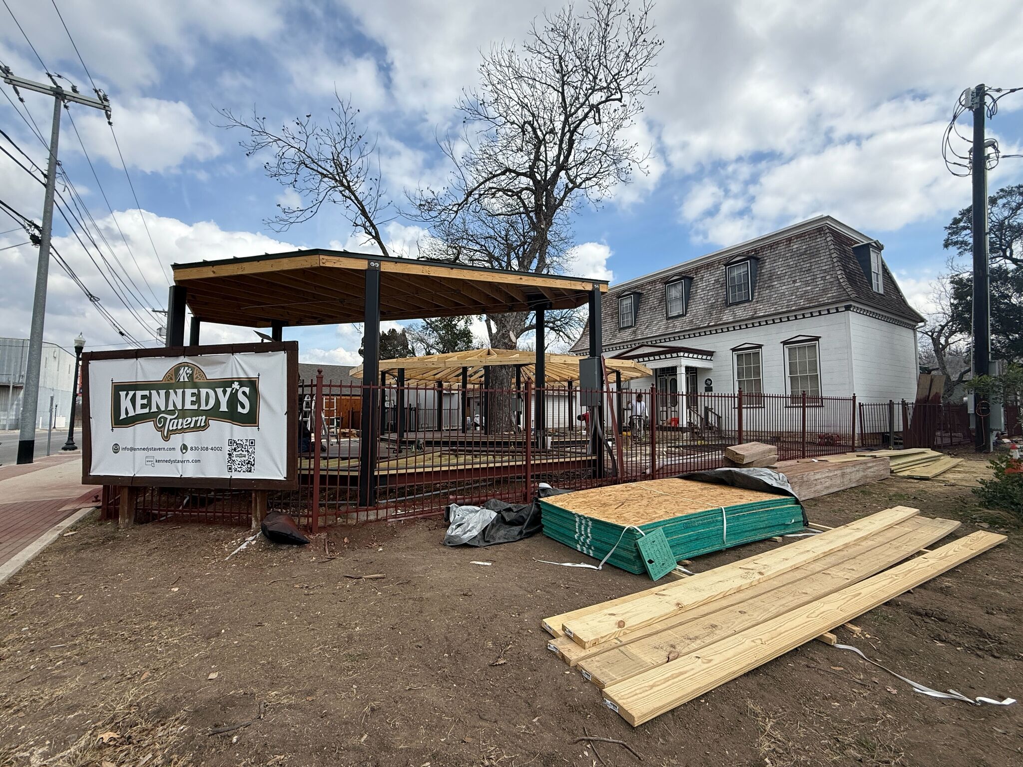 Kennedy's Tavern plans St. Patty's Day opening in New Braunfels