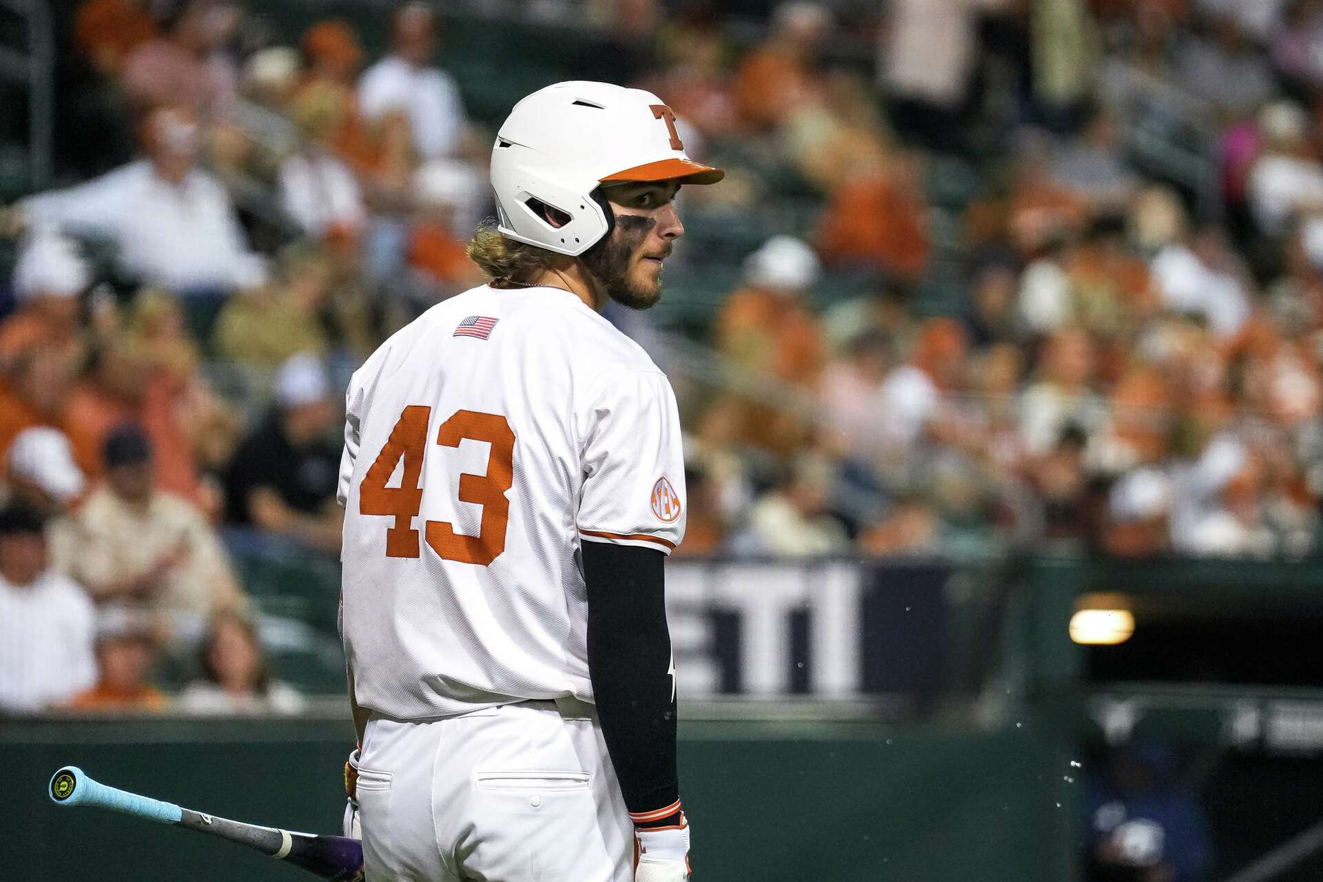 Texas baseball: Longhorns roll past UC-Davis in season opener