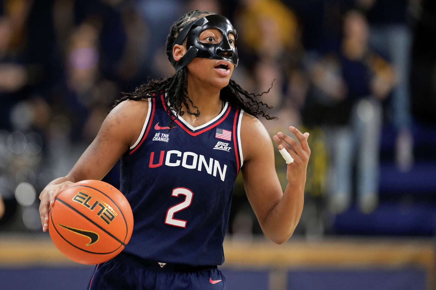 UConn women's basketball overcomes poor start to beat Marquette