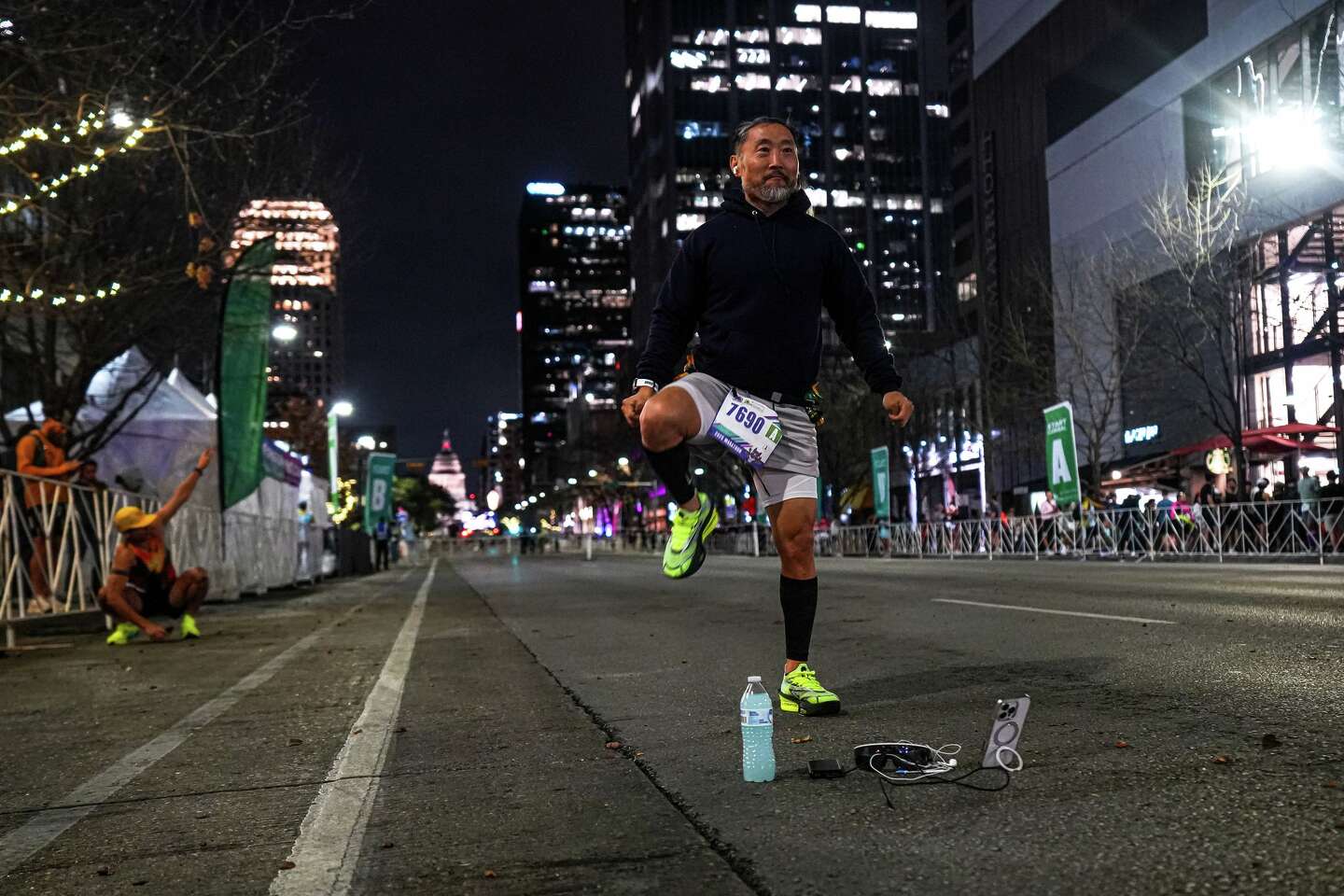 Joseph Whelan, Kellyn Taylor claim men's women's Austin Marathon wins
