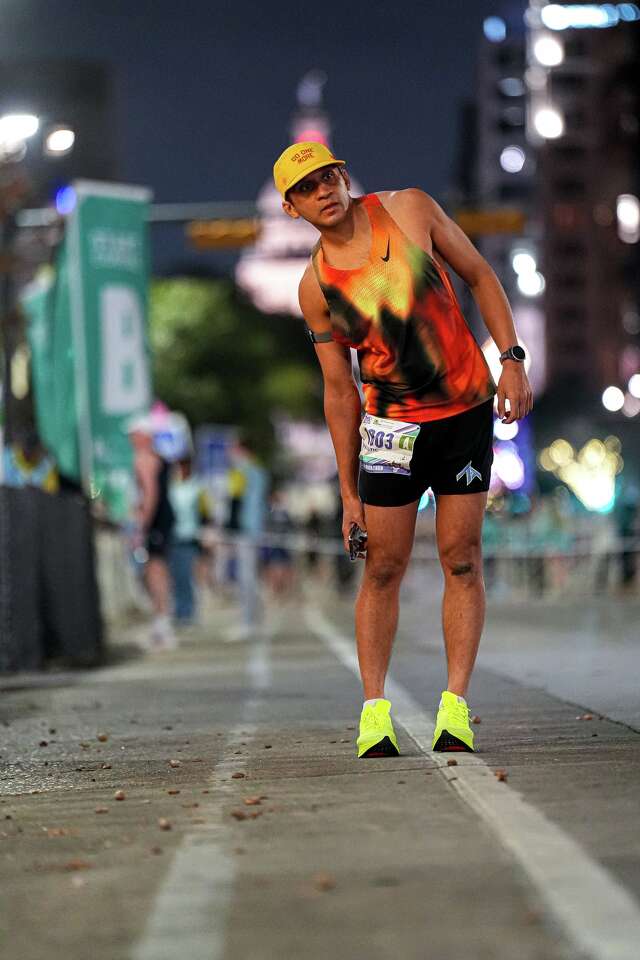 Joseph Whelan, Kellyn Taylor claim men's women's Austin Marathon wins