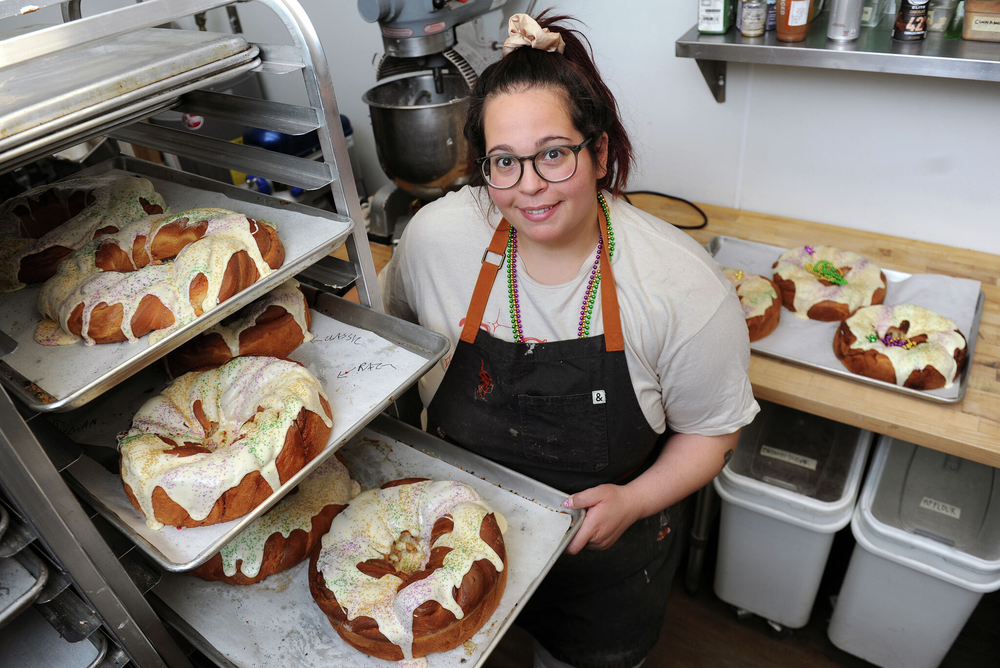 Connecticut bakeries gear up for dozens of king cakes for Mardi Gras
