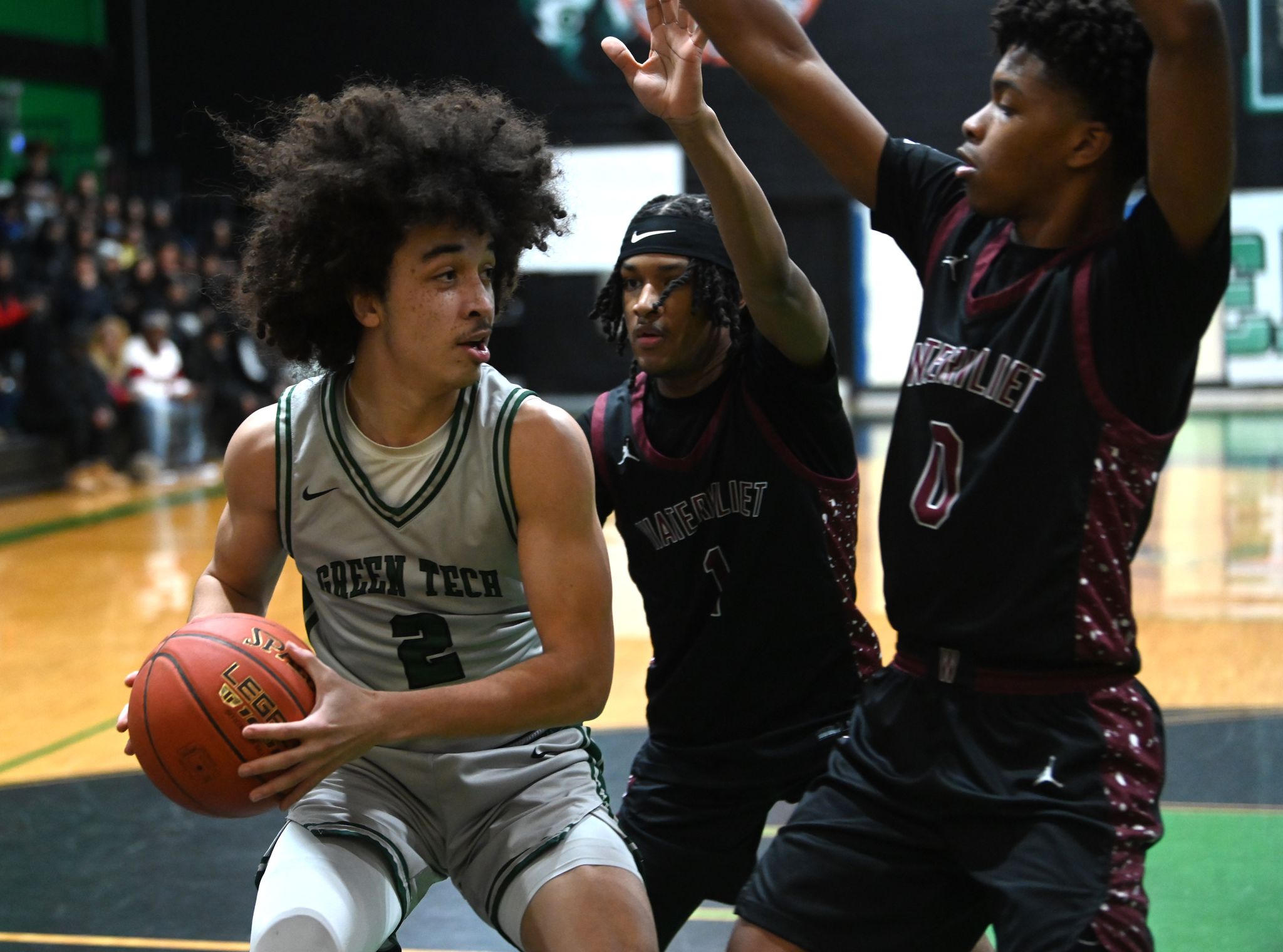 Section 2 basketball playoffs heat up with Class AAA boys' quarters