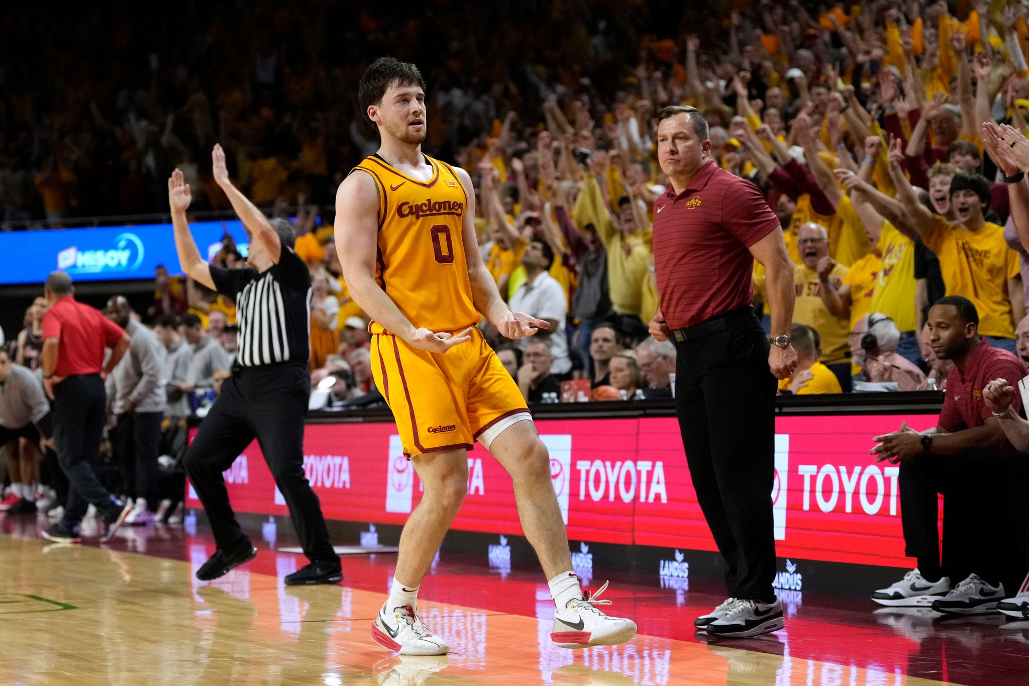 Nate Heise hits go-ahead 3-pointer in No. 6 Iowa State's 70-67 win over ...
