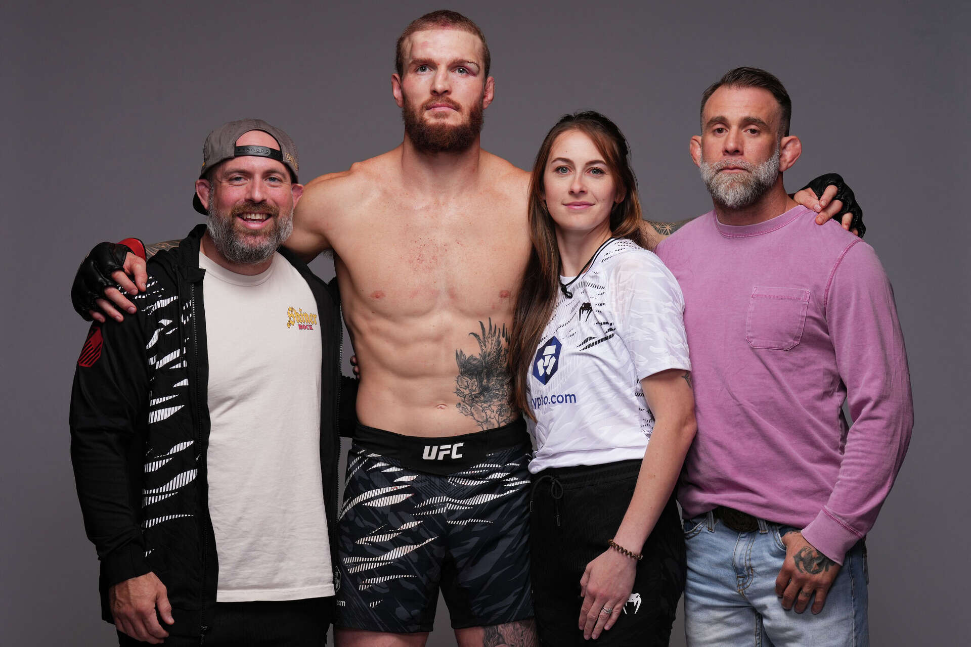 How Zach Reese, who lives in Shiner and trains in Houston, made UFC