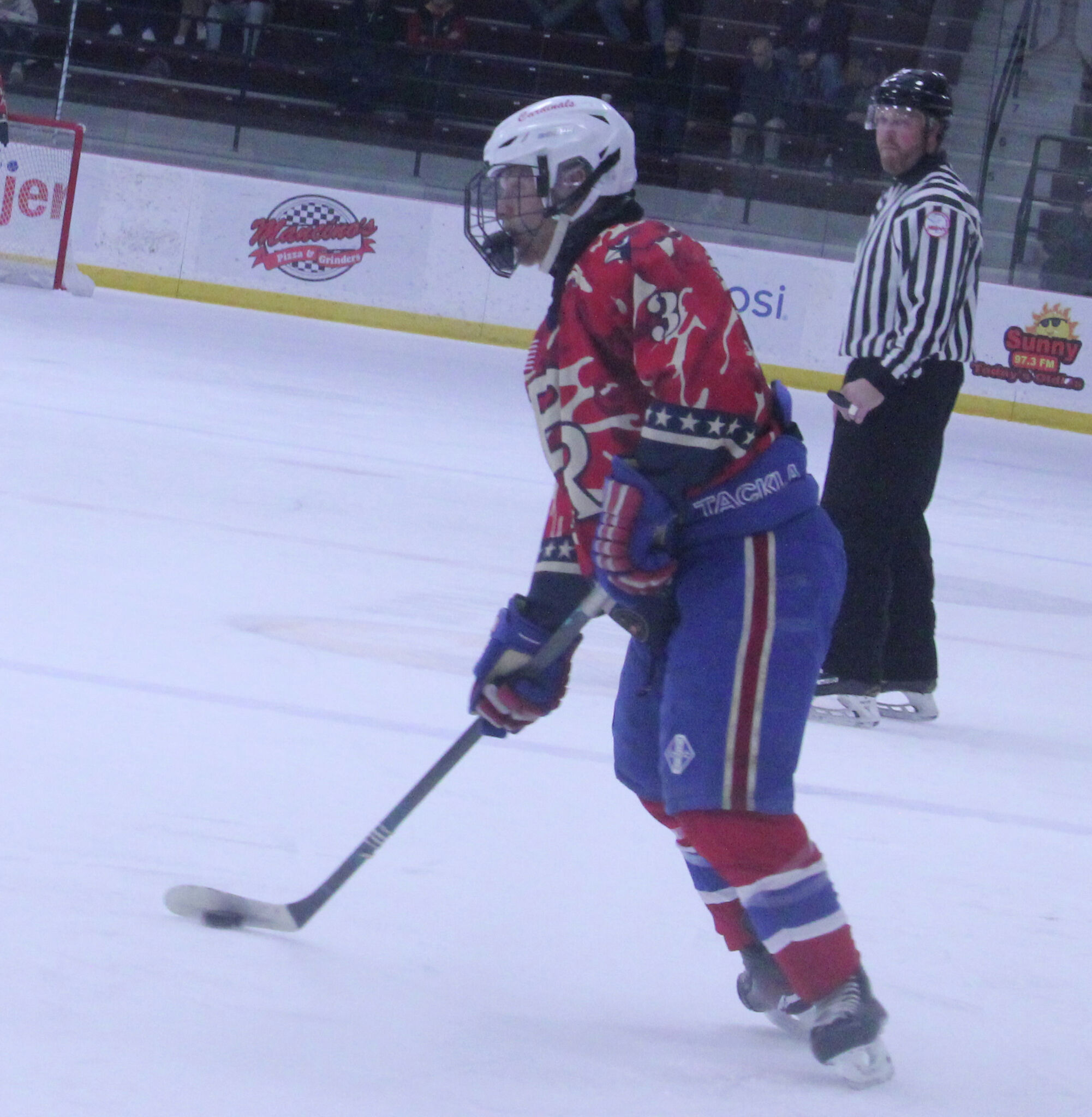 Big Rapids Michigan hockey erupts to regional victory