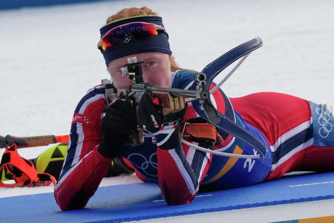 Julia Simon leads French women to Olympic gold in biathlon relay