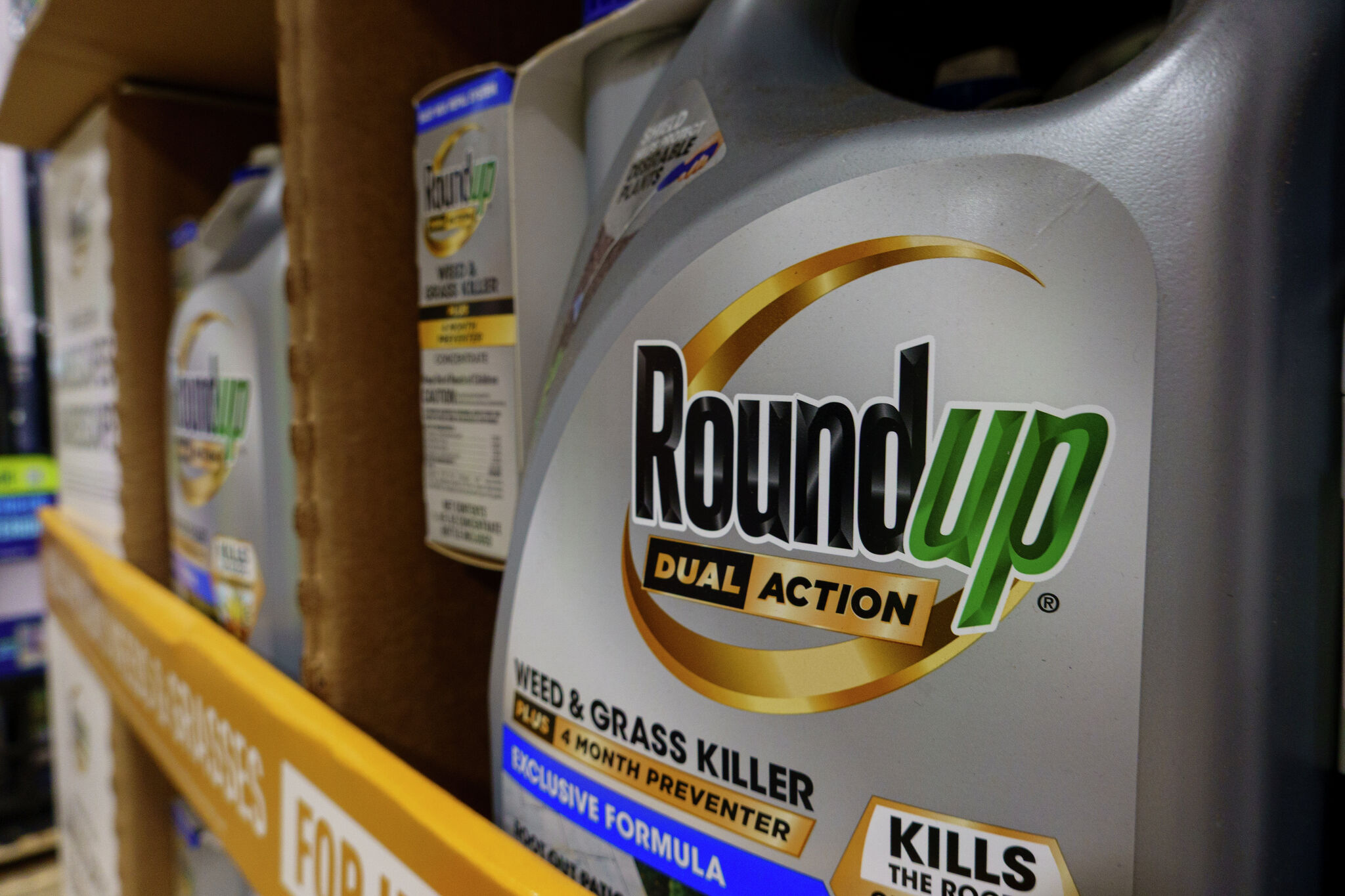 Bayer proposes $7.25B settlement over Roundup cancer lawsuits